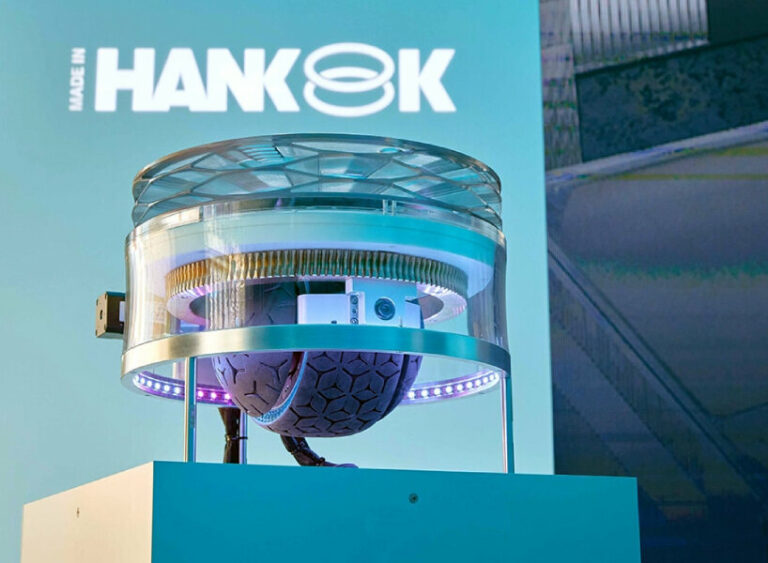hankook's omnidirectional wheelbot moves 360 degrees to change the future of mobility