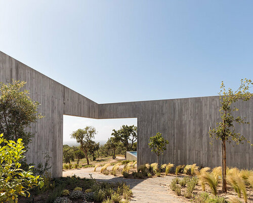 aires mateus brings the beach to baroque palazzo at design variations