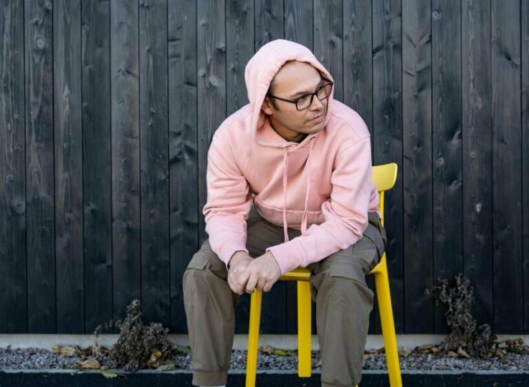 chris labrooy's giant racer wants a piece of porsche 911 carrera 4S in ...