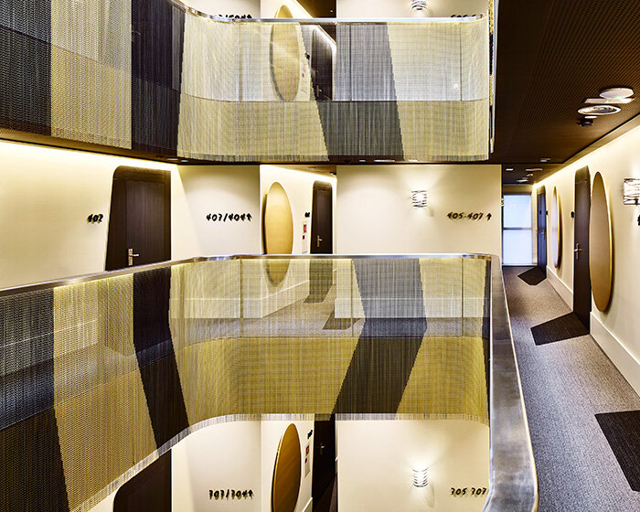 wearable soundproof microphone for mouth muffles voice of people who ...