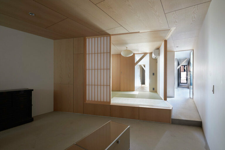 alphaville builds house of stacked tsuboniwa gardens within the urban ...