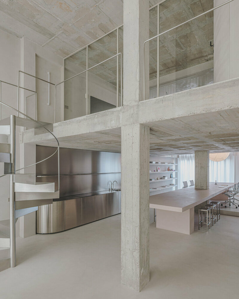 isern serra crafts andres reisinger's studio as an oasis in barcelona