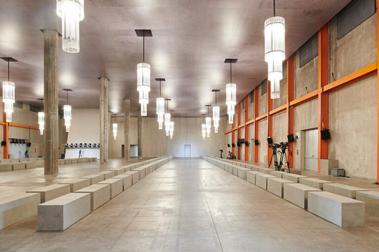 AMO unveils transforming scenography with retractable ceiling at prada ...