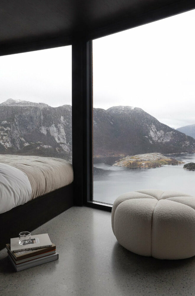 snøhetta's floating 'starlodges' gaze at norway’s lysefjorden from ...