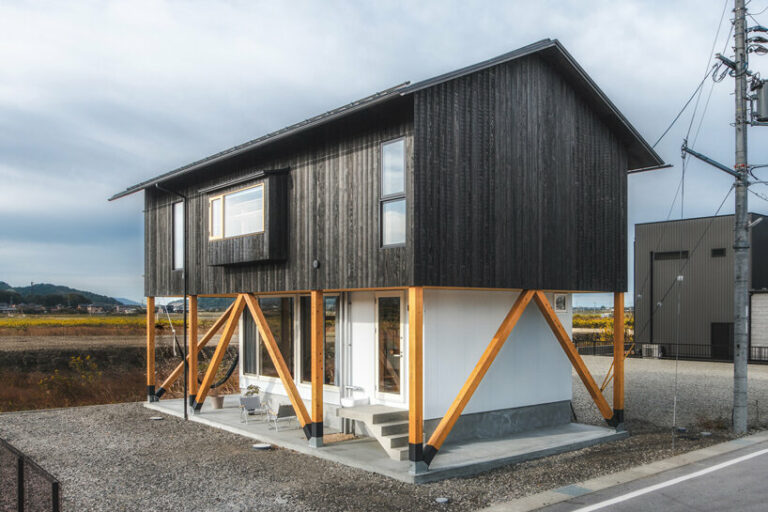 ushijima architects designs japanese house to 'float like a boat as its ...