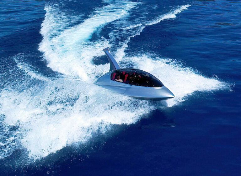 submersible 'jet shark' prototype swiftly sinks, glides, and leaps ...