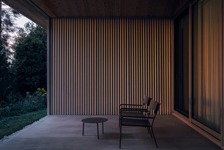 'devil's glen' by studioAC celebrates the canadian farmhouse