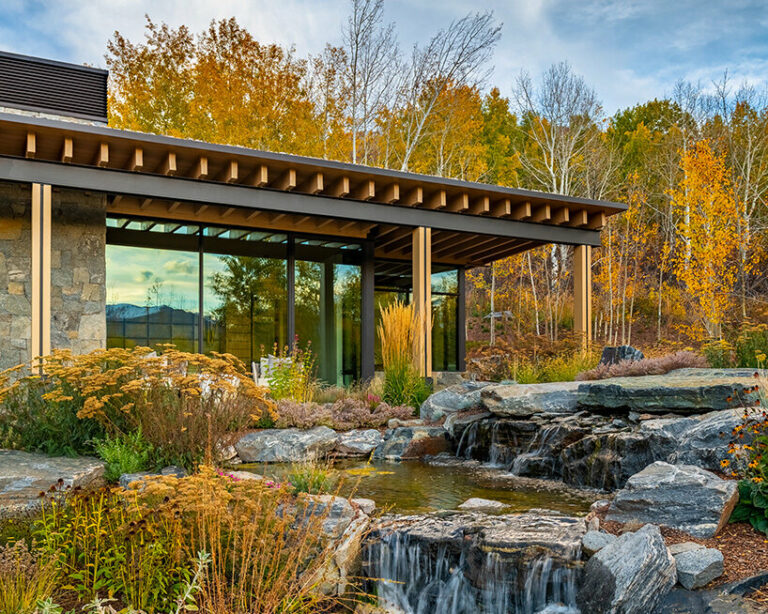 elk range overlook: CCY architects' aspen mountain home
