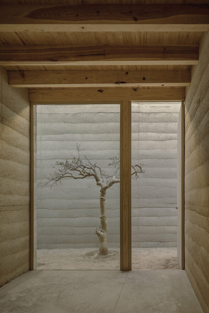 hector barroso sculpts cabo sports complex using compacted earth