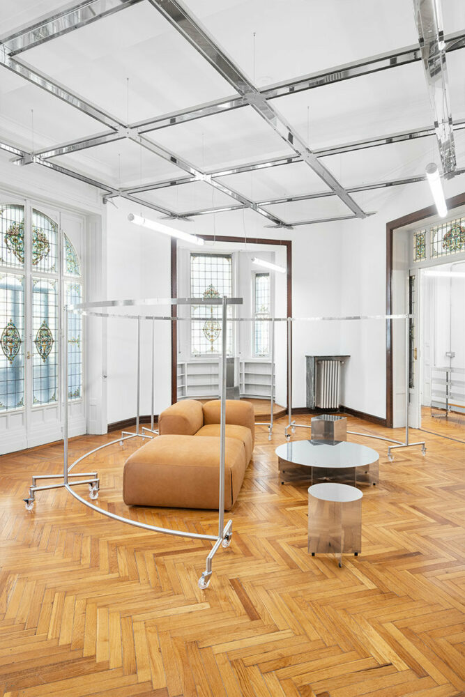 NM3 finishes reference studios' milanese showroom with stainless steel ...