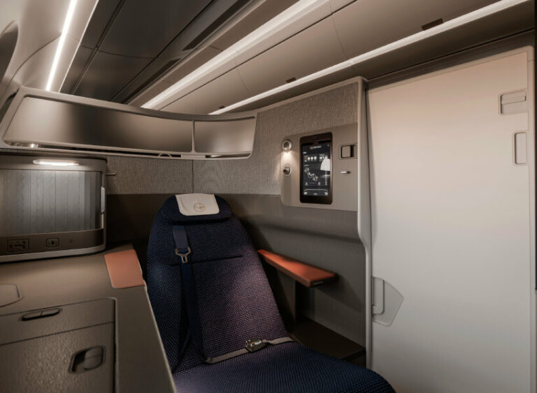 pearson lloyd and lufthansa unveil multifaceted, tech-driven seats for ...