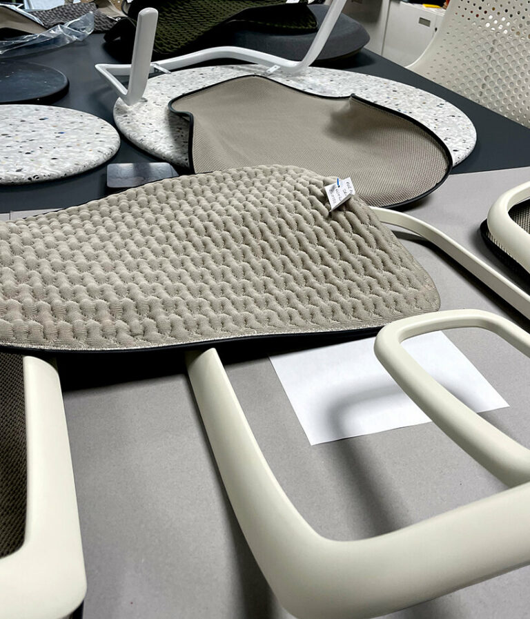 boss raises sustainability stakes with 99.4% recyclable task chair sia