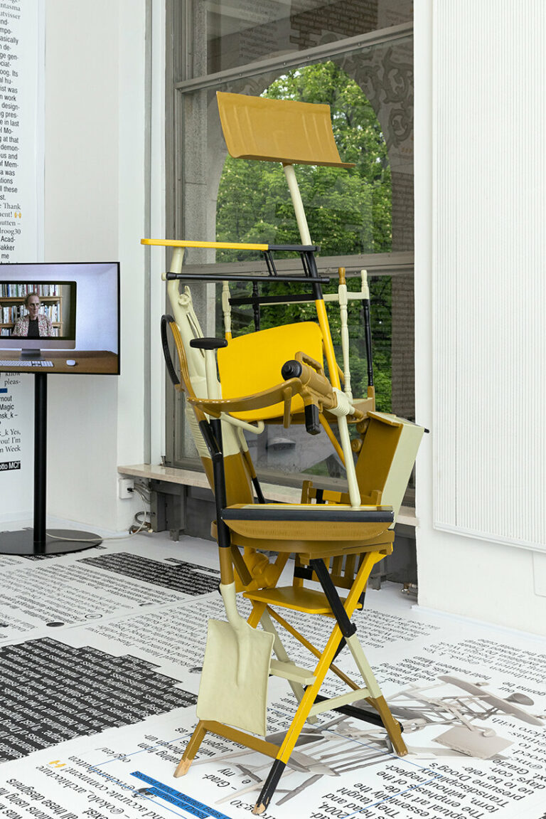 'droog30. design or non-design?' is a twitter feed-inspired show