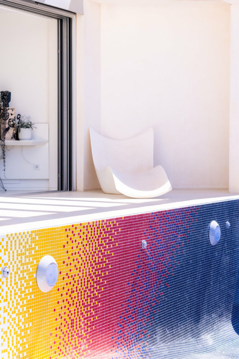 felipe pantone pixelates residential swimming pool with 130,000 rainbow ...