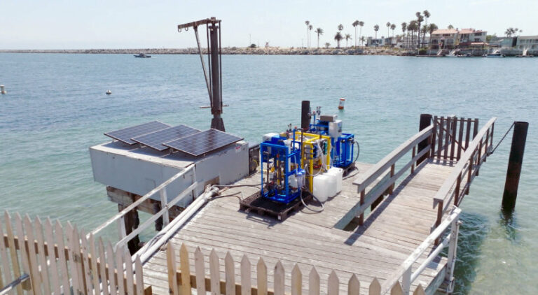 aquatic facility 'captura' purifies carbon dioxide in water and filters ...