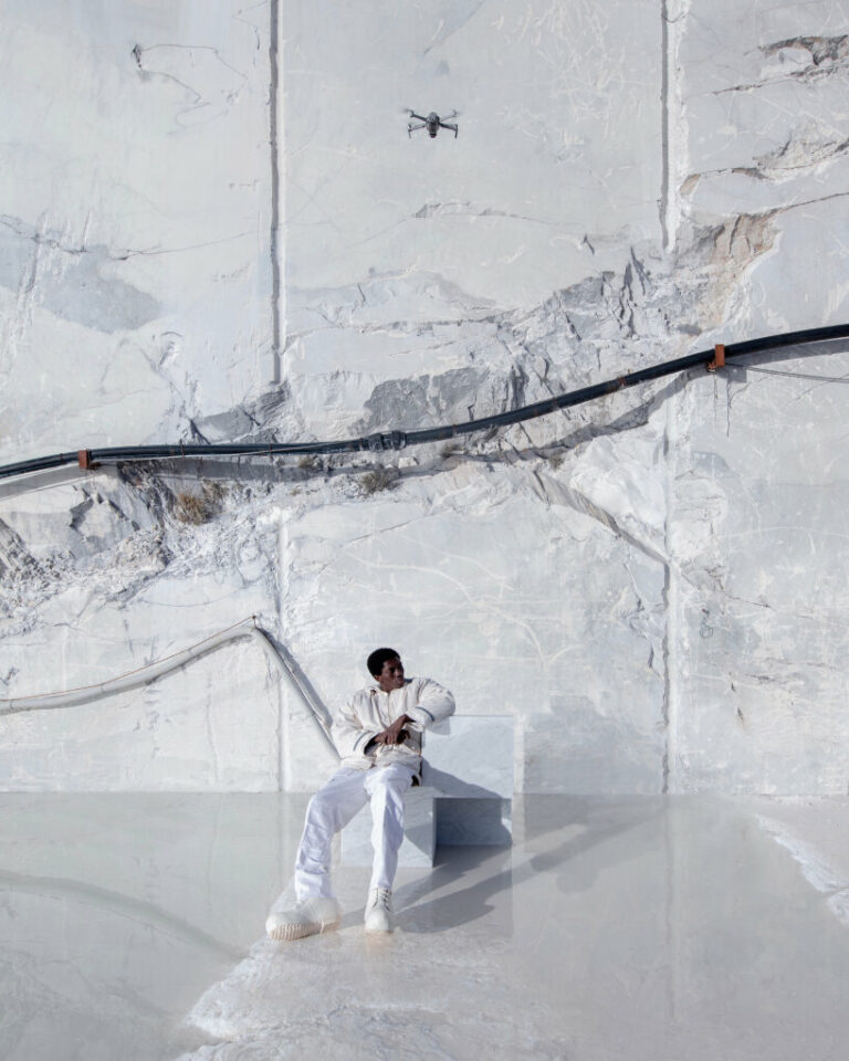 modern victorian loveseats carved from carrara marble mark anna pesonen ...