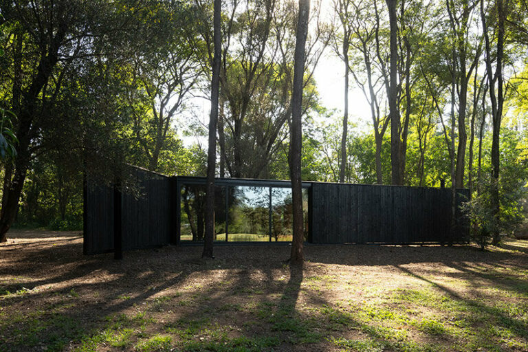 triangular 'archipelago pavilion' shaped for flexible use in argentina