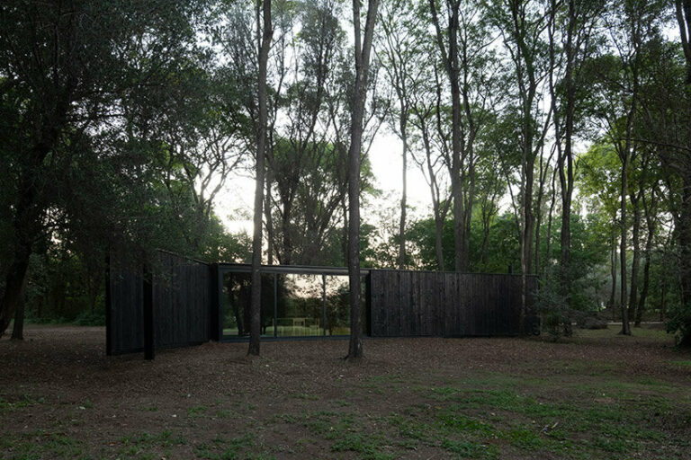 triangular 'archipelago pavilion' shaped for flexible use in argentina