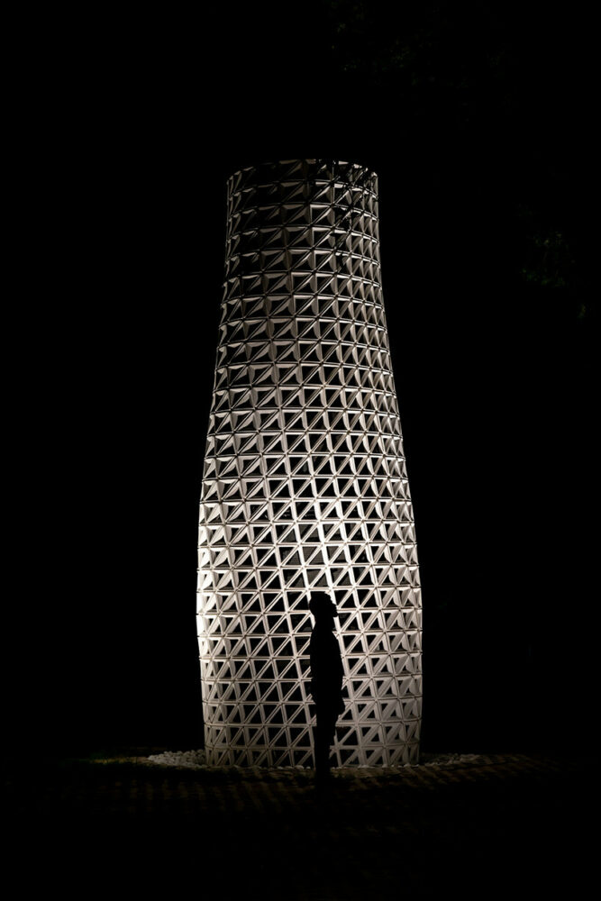 VERTO: a multidirectional air purification tower in new delhi