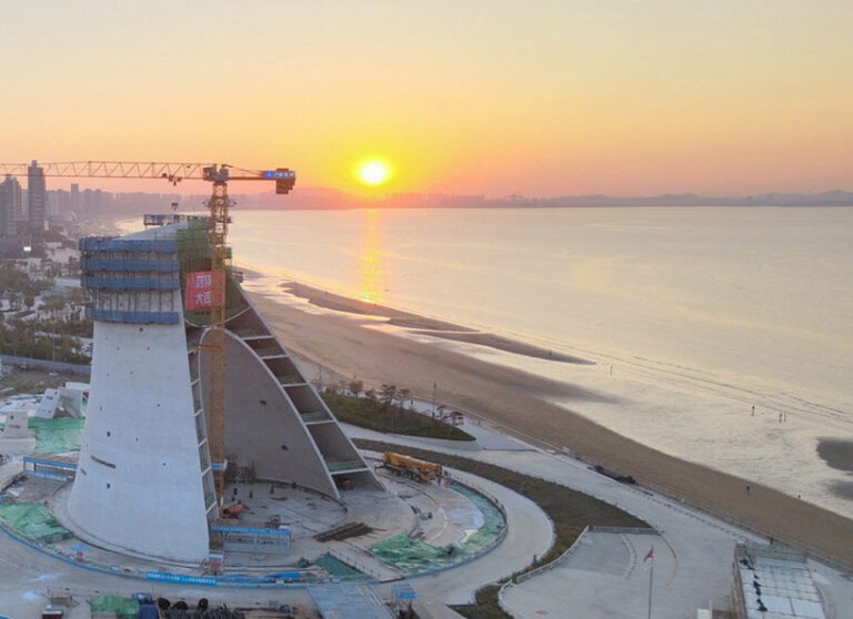 OPEN architecture celebrates topping of its 'sun tower' in yantai