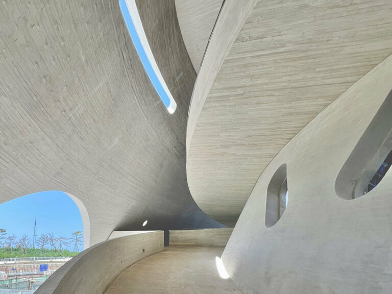 OPEN architecture celebrates topping of its 'sun tower' in yantai