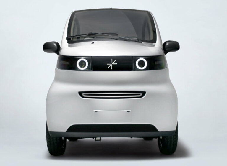 electric microcar ARK zero comes with moveable sunroof and aluminum monocoque body