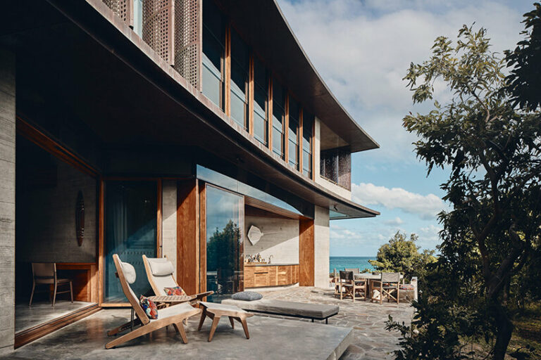 climate-resilient great barrier reef house by JDA takes cues from ...