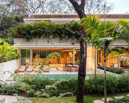 casa altamira in costa rica by joan puigcorbe