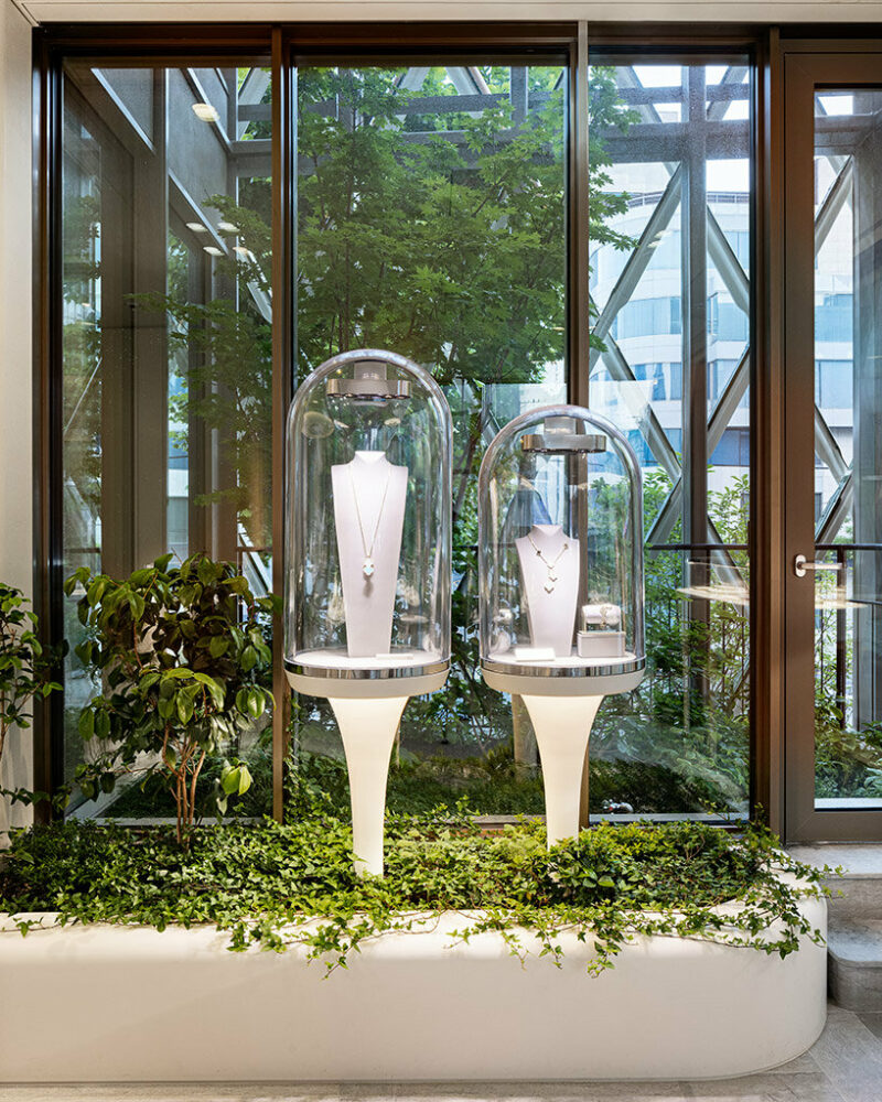 van cleef & arpels opens nature-infused garden maison in seoul