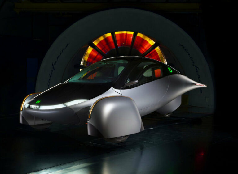 aptera tests durability of its solar electric car with three wheels in ...