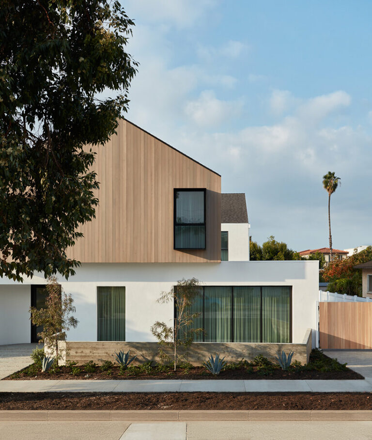 bittoni architects' los angeles duplex reimagines pitched-roof homes