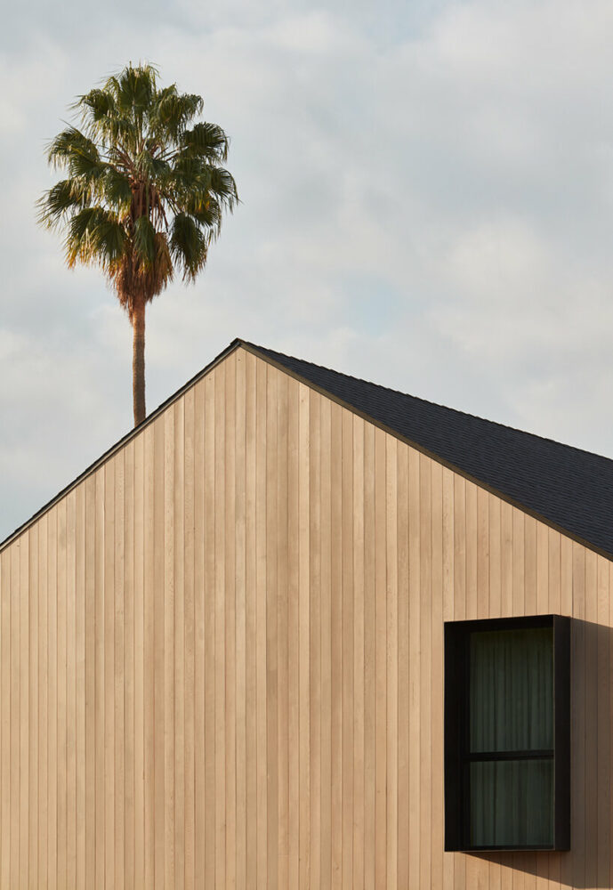 bittoni architects' los angeles duplex reimagines pitched-roof homes