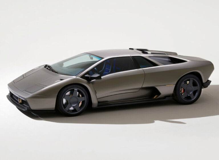 eccentrica's restomod lamborghini diablo hypercar in 3D-printed ...