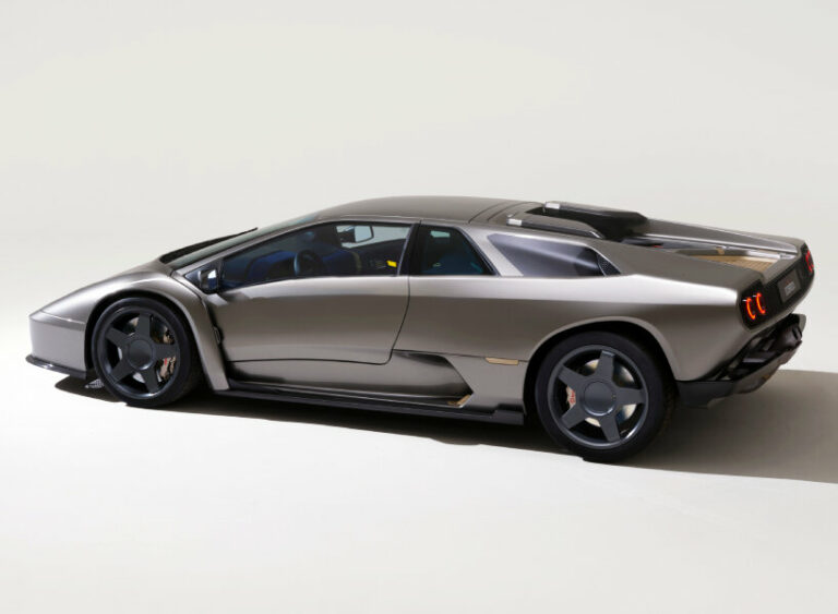 eccentrica's restomod lamborghini diablo hypercar in 3D-printed ...