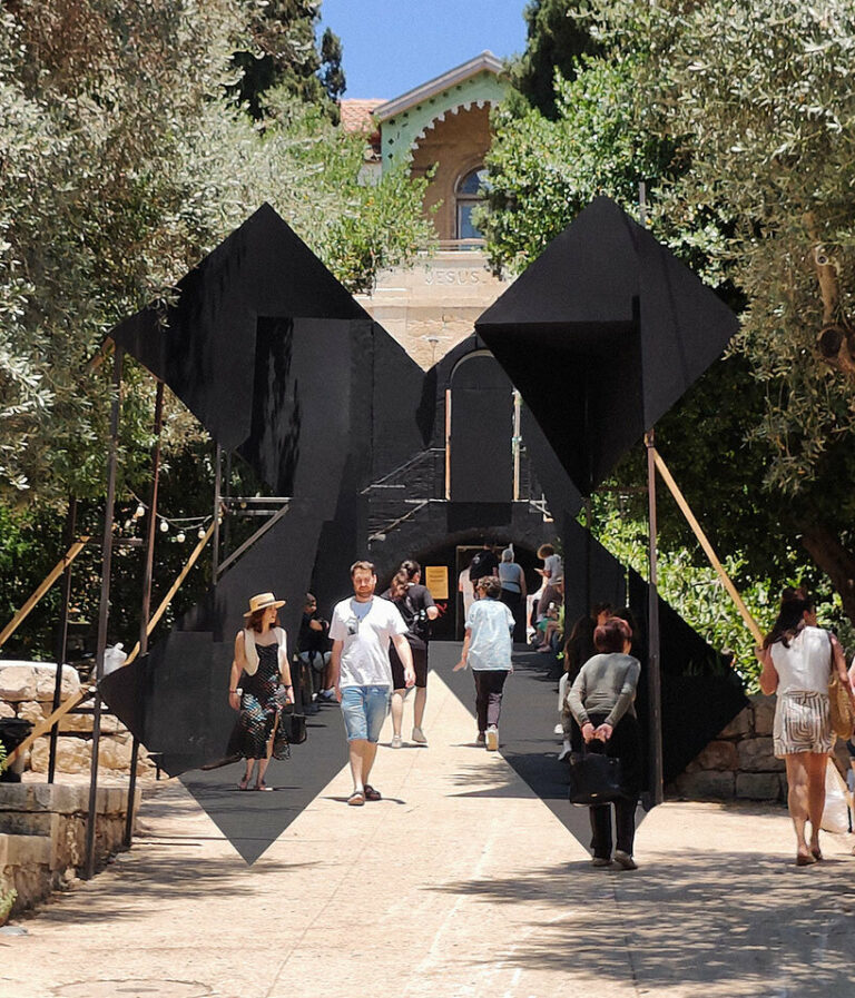 HQ architects reveal blackout project piece by piece for jerusalem ...