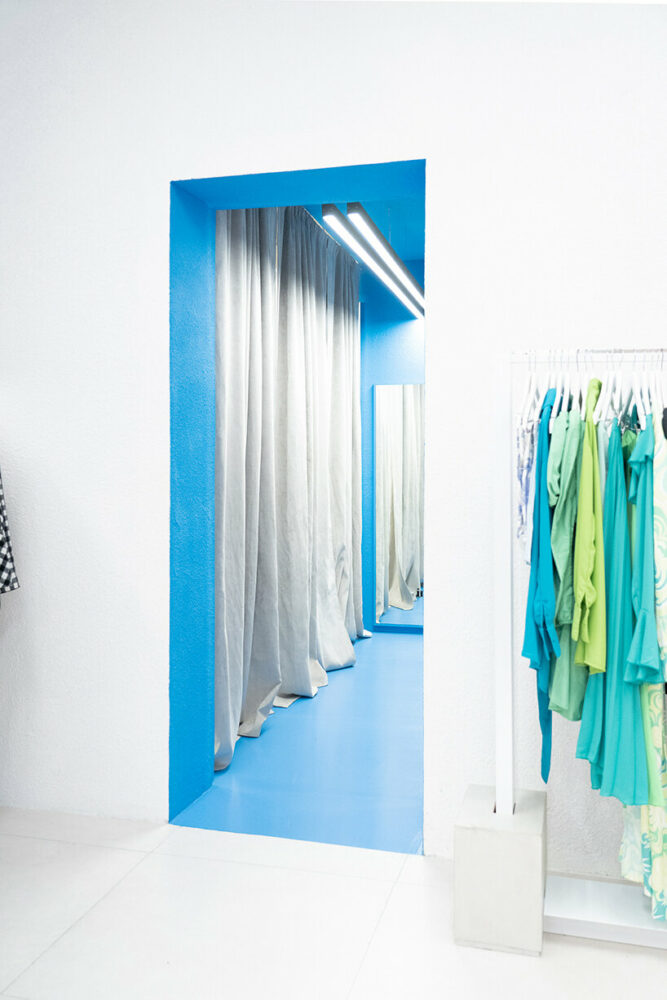 vang studios weaves raw & polished designs into store in argentina