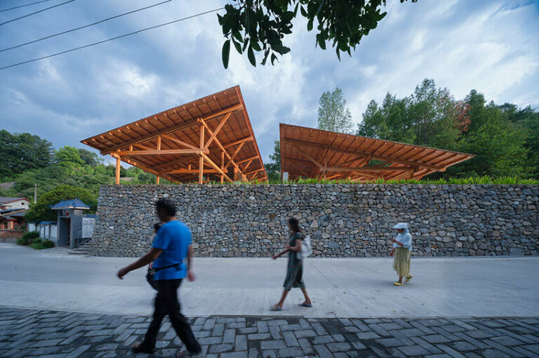 shulin architects completes new gateway to china's liuba mountains