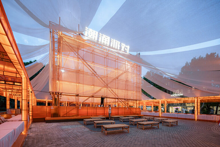 UAO design's wuhan tiandi market opens to the sky in china