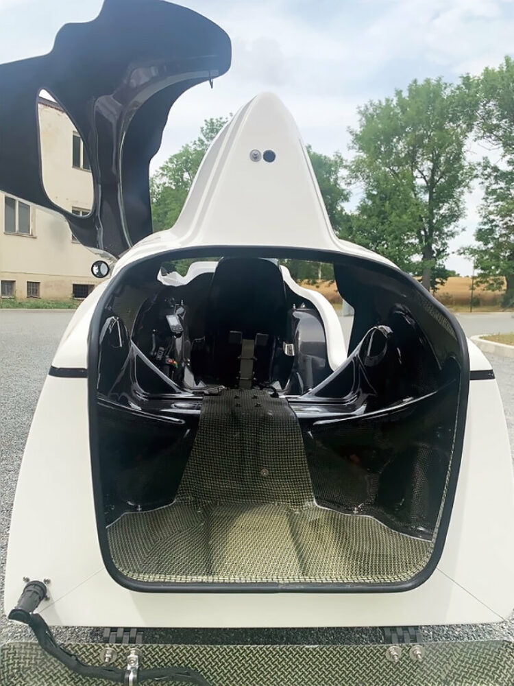 motorized velomobile VM45 can cruise without pedaling using electric ...