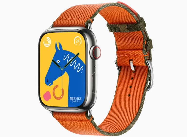 Hermès weaves first-ever apple watch bands in knitted nylon with 3D pattern