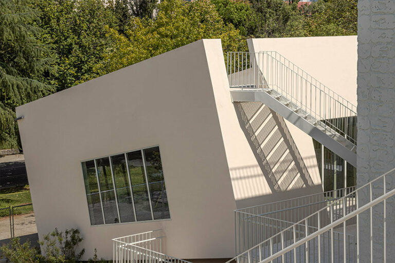 MVRDV's 'pyramid of tirana' turns former communist monument into ...