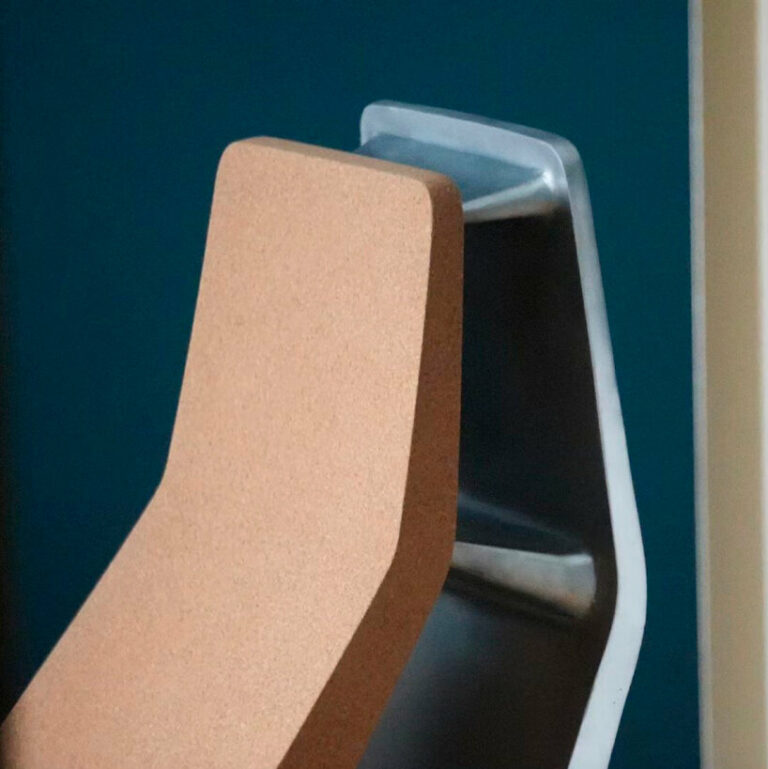 cushioning cork sits atop an aluminum base composing chimera