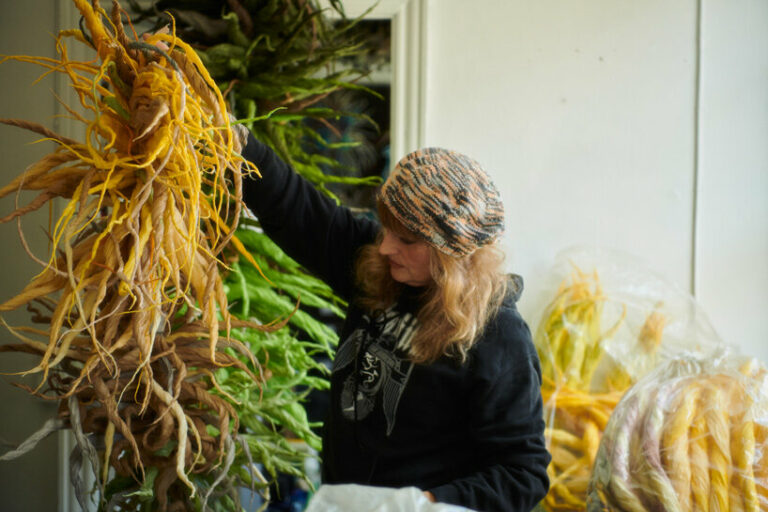 marianne eriksen scott-hansen's paper shelter blooms at the mindcraft ...