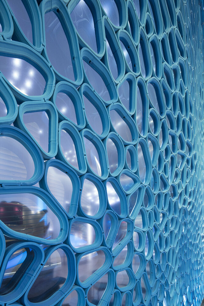 MVRDV sculpts 3D-printed screen around tiffany store in singapore