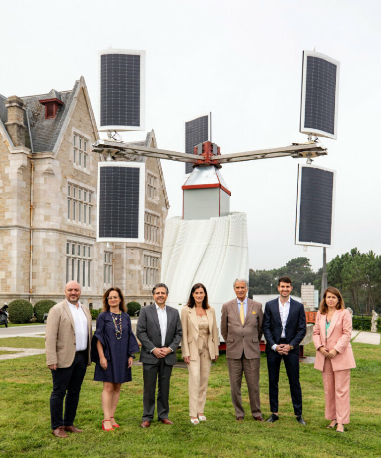 soleolico unveils rotating solar panels on wind turbine that can generate green energy 24/7