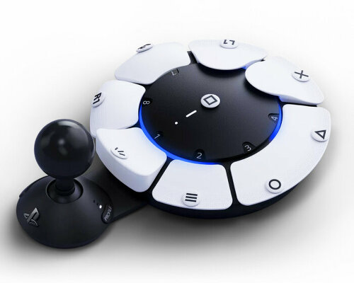 crab-shaped playstation 1 console uses claws as controller