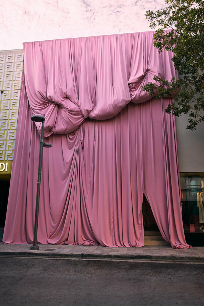 andrés reisinger to unveil his first-ever physical 'take over ...