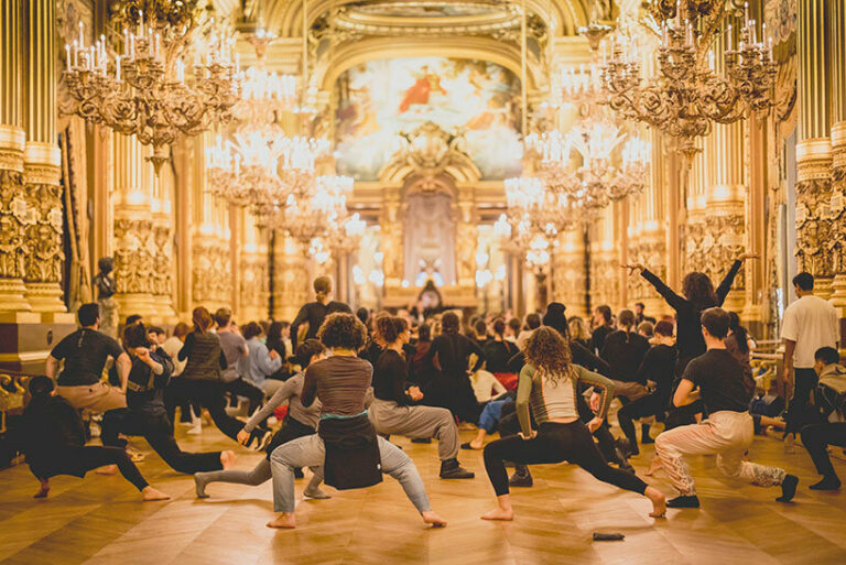 watch: JR animates his paris opera cavern facade with 'chiroptera ...