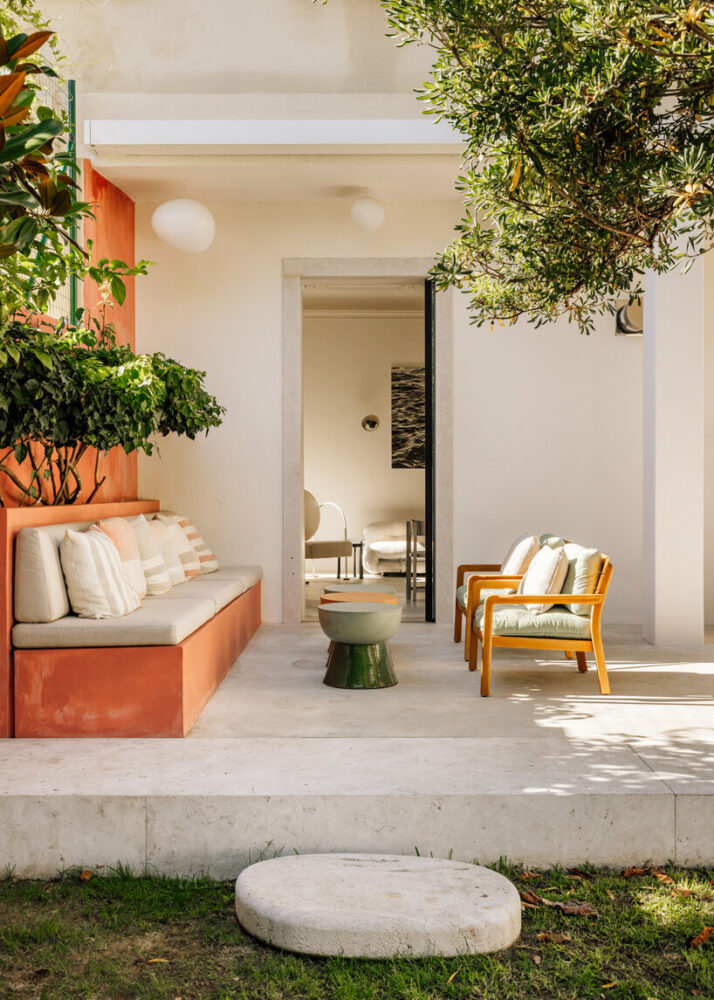 studio gameiro infuses modern touches into historic palmeira apartment ...