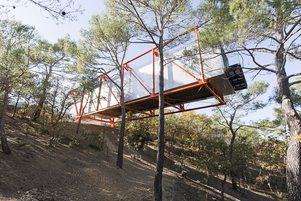 richard rogers' legacy honored at his drawing gallery turned vivid pink